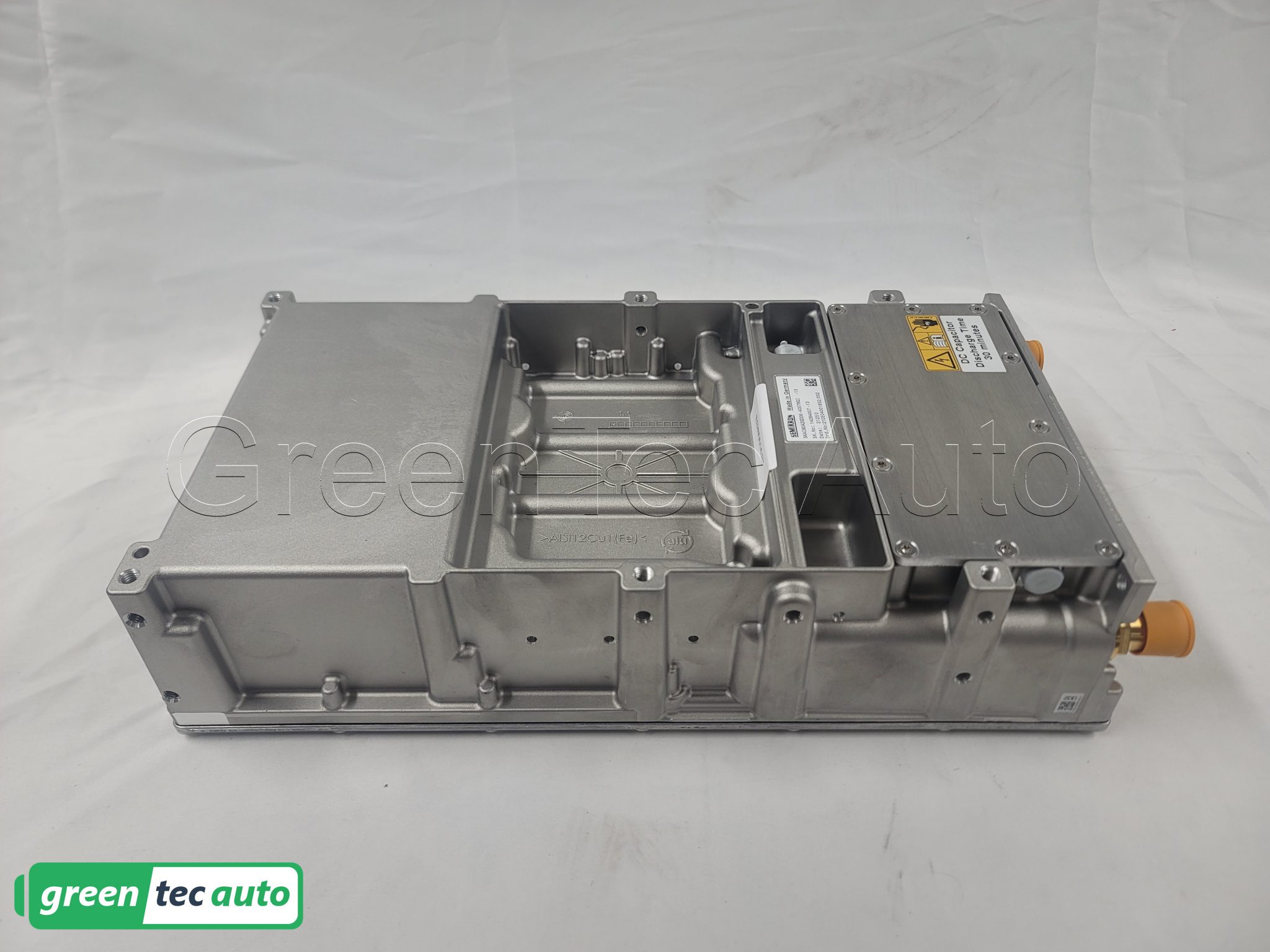 LG Chem 51.8V 189Ah 9.78kWh ESS Battery Module | Greentec Auto