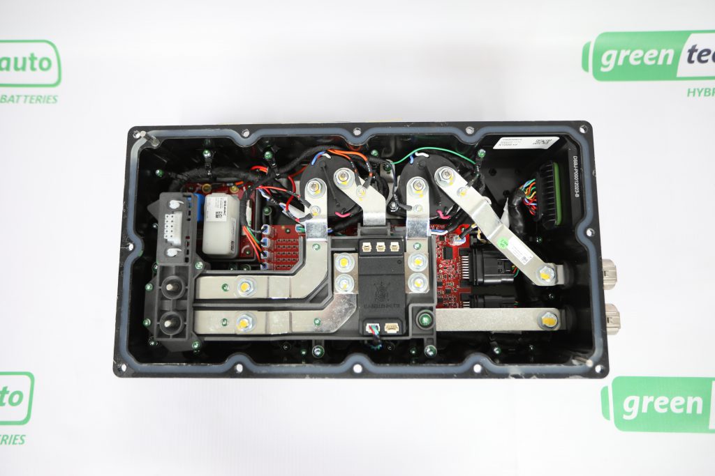 ISASCALE Current Sensor and 3 Gigavac Contactors | Greentec Auto